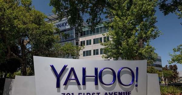 Yahoo tuyên bố sắp quay trở lại, khẳng định vẫn có lãi, tiền bạc rủng rỉnh