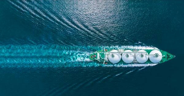 Nghịch lý 'cai nghiện' khí đốt Nga: Quốc gia EU đang nhập khẩu LNG Nga ở mức kỷ lục nhờ sự 'trợ ...