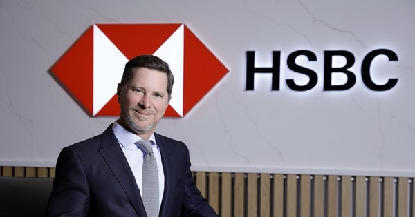 Sếp HSBC Việt Nam: Thế hệ "bánh mì kẹp" lột tả những áp lực của giới ...