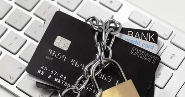 Cơ quan Thuế yêu cầu Agribank, BIDV, MB, VPBank, LPBank,... phong tỏa ...