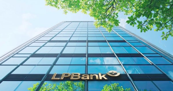 Cổ phiếu LPB thỏa thuận đột biến 7.500 tỷ đồng, bên mua tạm lãi hơn 1. ...